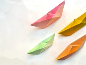 How to make a paper boat (step-by-step instructions) - The Purple Yarn