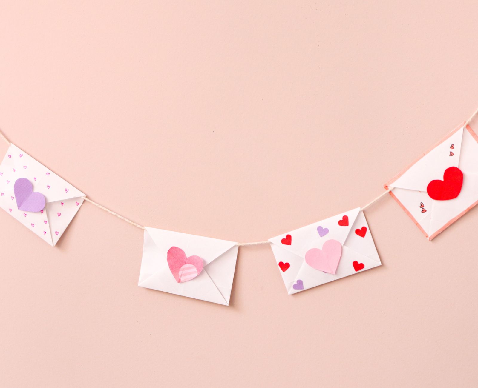 Valentine's Day Envelope Craft idea for kids - The Purple Yarn