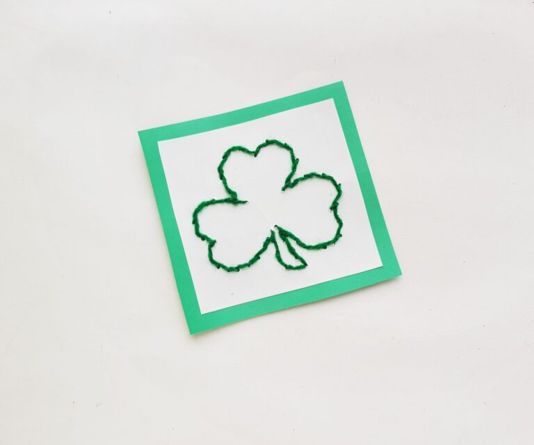 25 Easy Shamrock craft Ideas for kids - The Purple Yarn