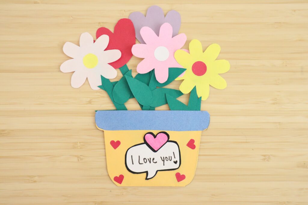 Flower pot craft for kids (with free template) - The Purple Yarn